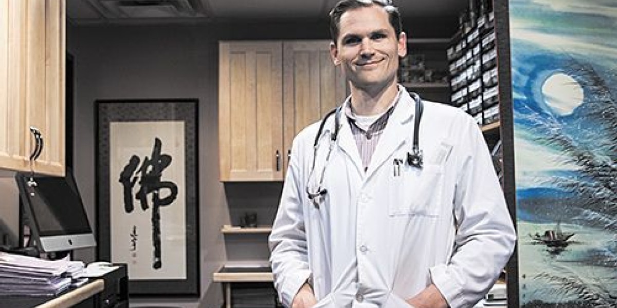 The Power of Mu Xiang to Treat Irritable Bowel Disease | Acupuncture Today